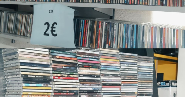 CD Outlet 2€